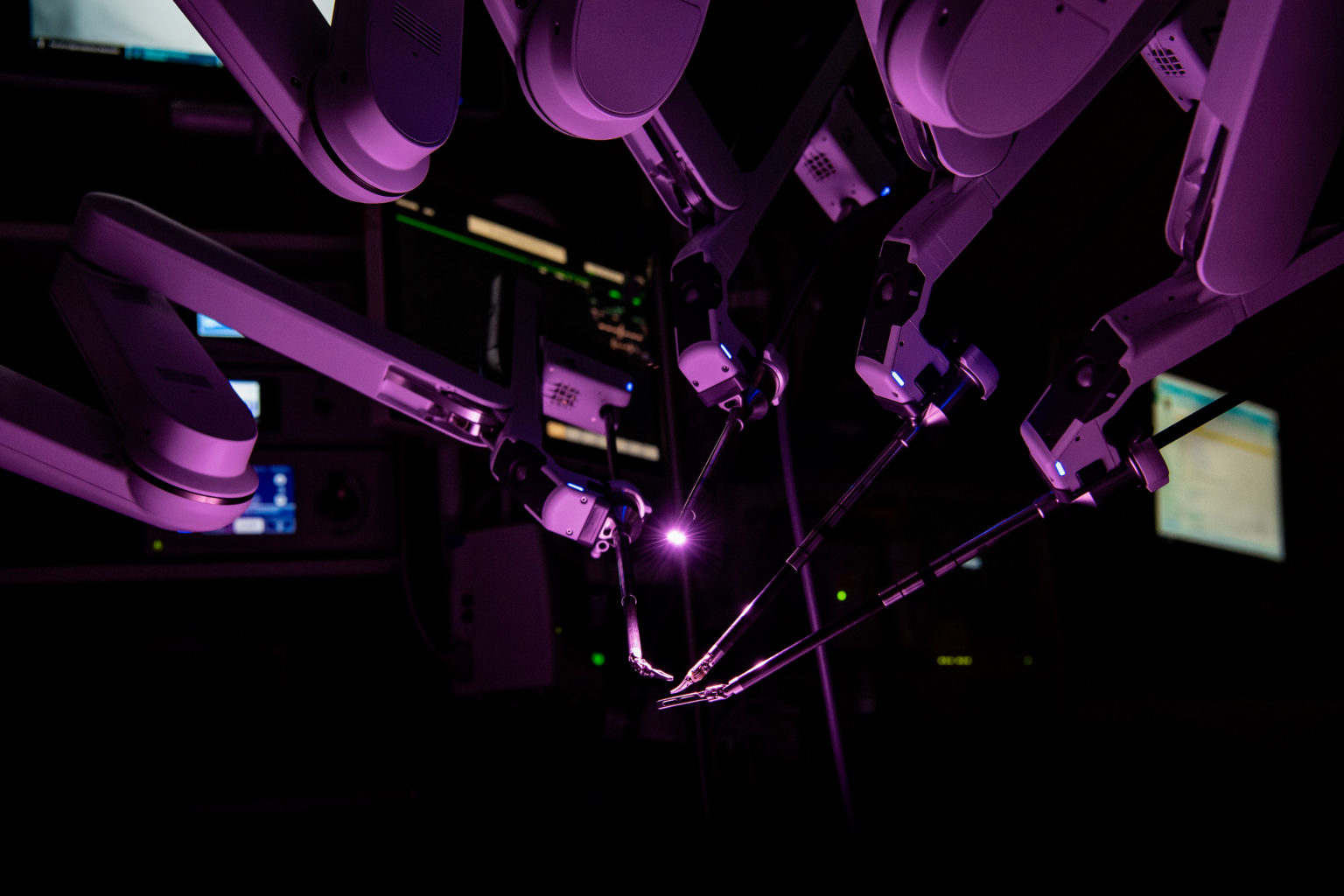 Kaiser Permanente performs its first robotic surgery in the region at ...